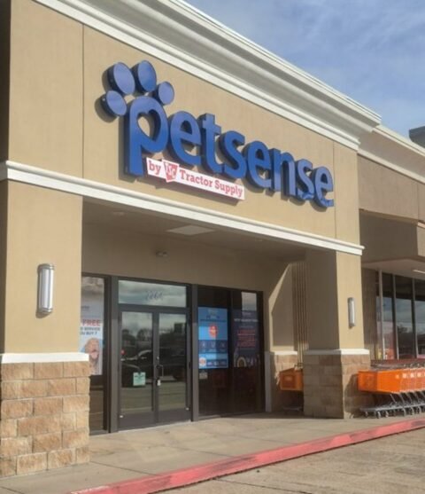 Petsense by Tractor Supply Opens in Orange – Orange County Local Scoop