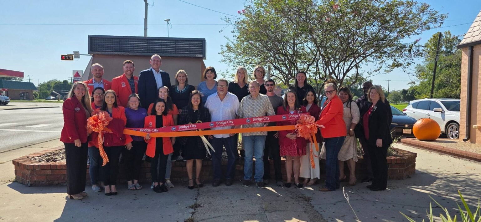 Orange and Bridge City Chambers Co-Host Ribbon-Cutting for DS World ...